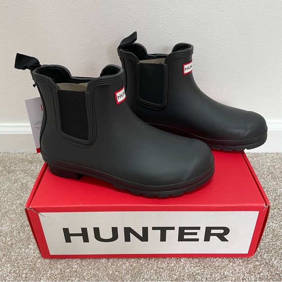 Hunter | Shoes | Nwt Hunter Insulated Chelsea Boot | Poshmark